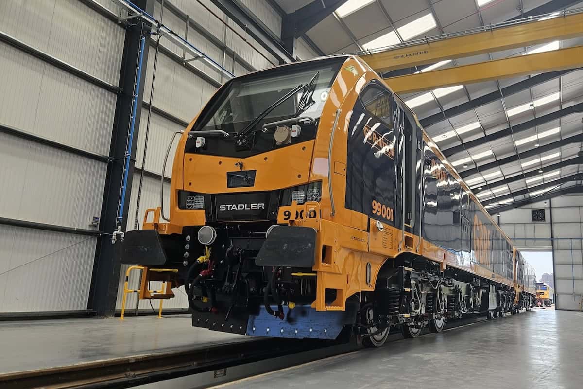 Hybrid locomotive on track for greener rail freight - SustMeme